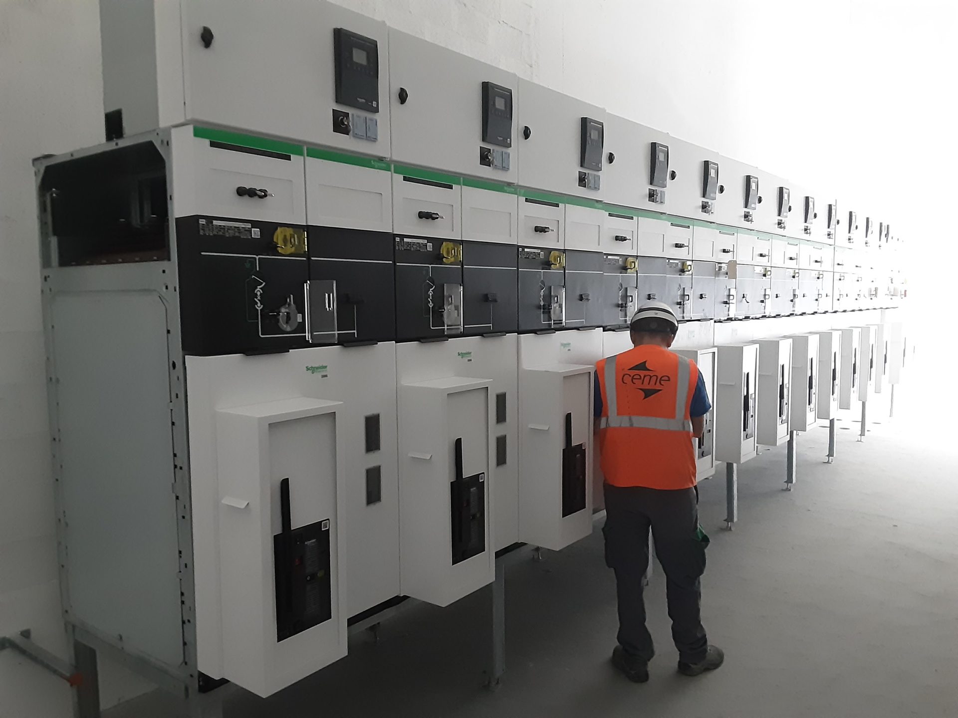 CHANTIER DC2020 d’Orange Episode 4 : La pose des postes Haute Tension A ...